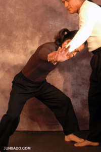 6 Headbutt Techniques for Striking Vital Targets | Junsado